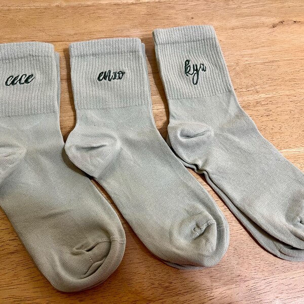 Princess Bride Socks, Custom Embroidered Lilac Flower Wedding Socks ...