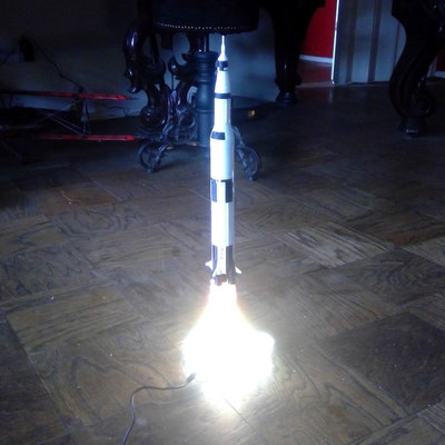Apollo 11 Saturn V Rocket Lamp - Etsy