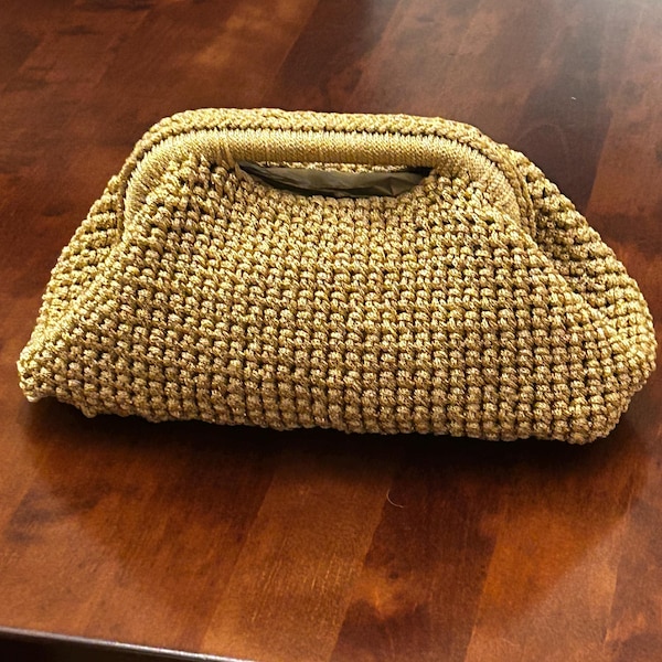 Crochet Clutch Bag Pattern With Frame, DIY PDF & Video Tutorial ...