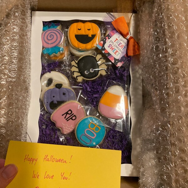 Dino Baby Shower Cookies | Hatching Soon Cookies - Etsy