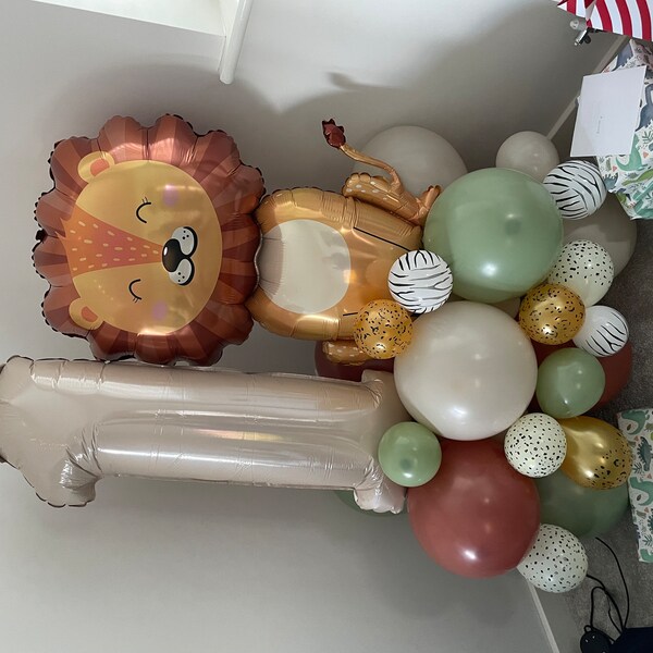 High Quality Large Lion Balloon Sculpture, Any Number, Safari Balloon ...