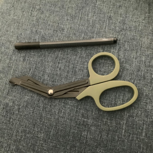 EMT EDC Survive Paramedic Medical Rescue Scissor Trauma Gauze Emergency ...