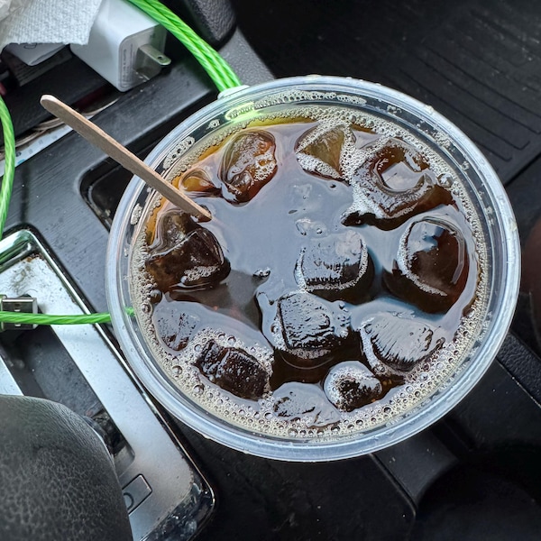 Wall-mounted Gravity Broom Holder - Etsy