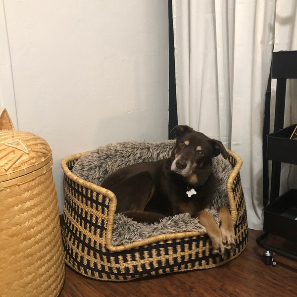 Cozy Dog Bed Basket – Handwoven Natural Bolga Dog Bed for Small to X ...
