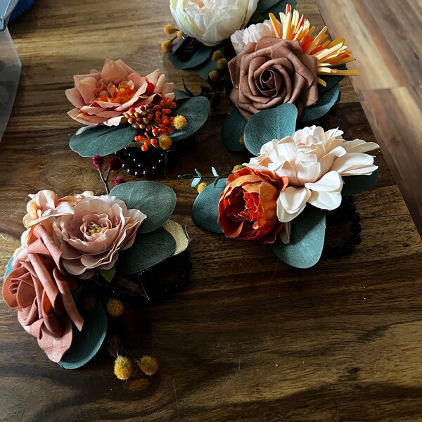 DND Wedding Boutonniere, Dice Boutonniere, Fantasy Boutonniere, DND ...