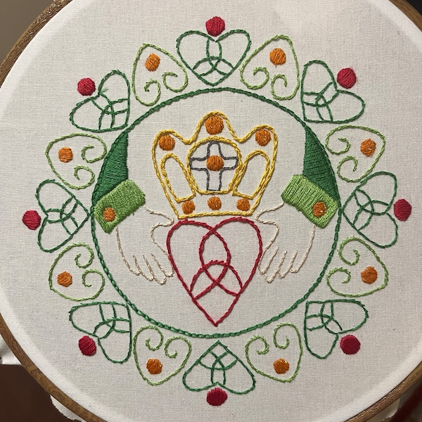 Embroidery Pattern Pdf - Irish Claddagh - Beginner Needlepoint Design ...