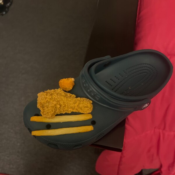 Mini Biscuit Ranch BBQ Dipping Sauce Pickles Waffle Fries 3d Printed ...