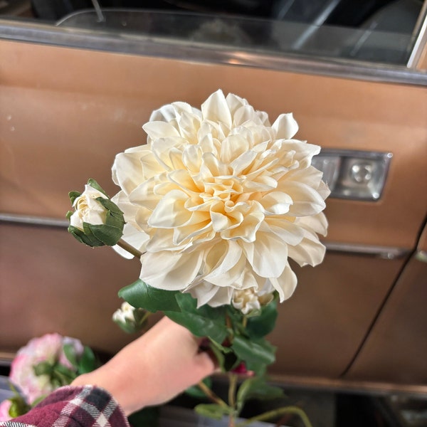 Dust Pink Ivory Faux Dahlia, White Dahlia Flowers, Gradient Dahlia, DIY ...