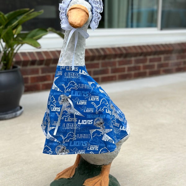 Nfl/detroit Lions Goose Dress/football Goose Clothes/concrete Goose ...