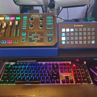Streamer Pro Kit Goxlr Stand Goxlr Mount Goxlr Stream Deck Combo Mount ...