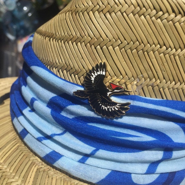 Pileated Woodpecker Hard Enamel Pin - Etsy