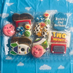 1 Dozen ‘boxing Birthday’ Themed Royal Icing Sugar Cookies. - Etsy