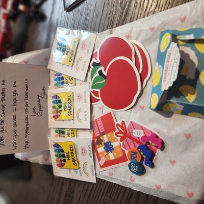 Teacher Crayon Box Magnetic Bookmark, Teacher Appreciation Gift ...