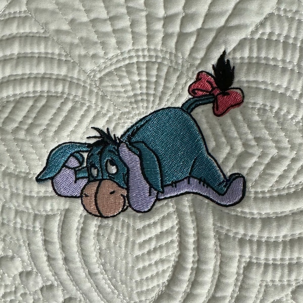 Winnie the Pooh Eeyore Embroidery Design, Eeyore Machine Embroidery ...