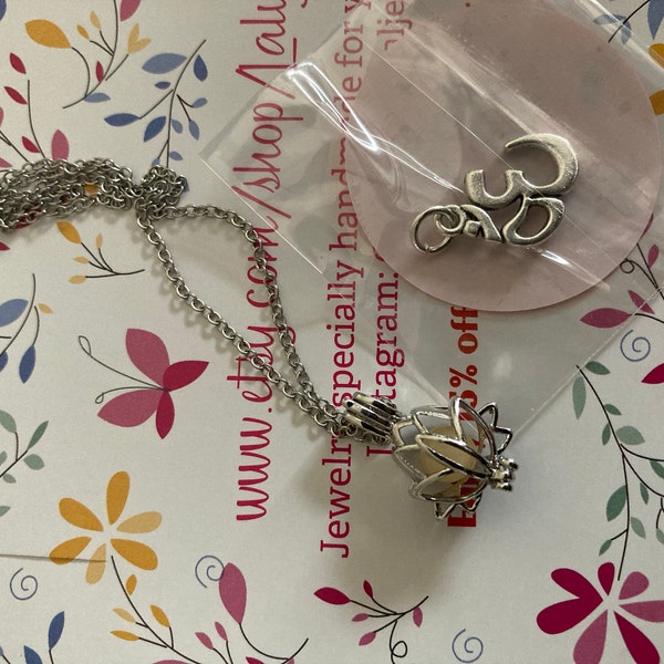 Lotus Locket Necklace/lotus Natural Stone Bead Holder Necklace ...
