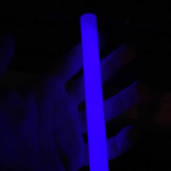 Hyperglow INVISIBLE PURPLE Glow in the Dark Rods Skur Composites ...