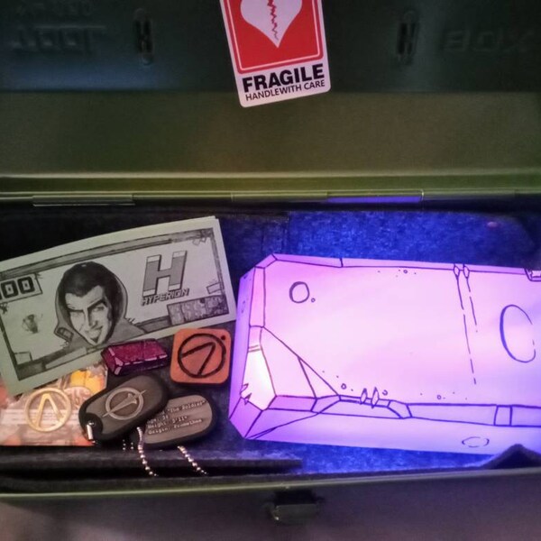 Ghost Gal, Light Up, Ghost, Diorama, Haunting, Pet Ghost, Ghost Jar ...