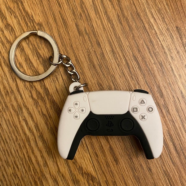 Game Controller Keychain | 6 Colors Video Game Controller Keychain ...
