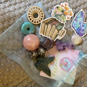 Crowcore Crystal Confetti Scoop, Crow Trinkets, Junk Drawer Oddities ...