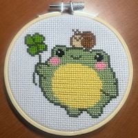 Bee Cross Stitch Pattern PDF Digital Download Insect Honey Bee Floral ...