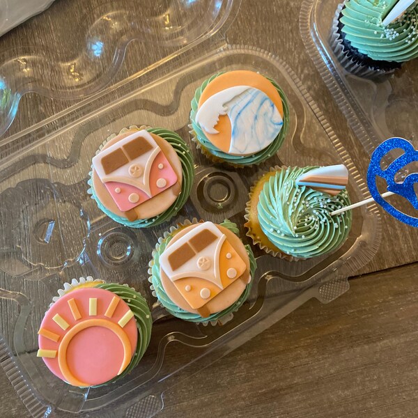 Winter Wonderland Themed Edible Cupcake Cake or Cookie Toppers Silver ...