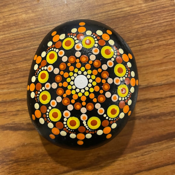 Painted Mandala Stones | Paperweights | Mandala Dot Art | Painted Rocks ...