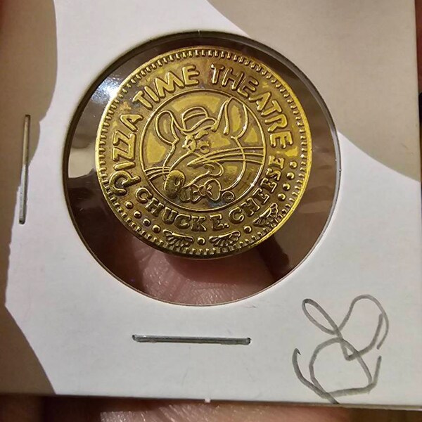 Vintage Chuck E Cheese Showbiz Pizza Arcade Tokens Collection of 36 ...