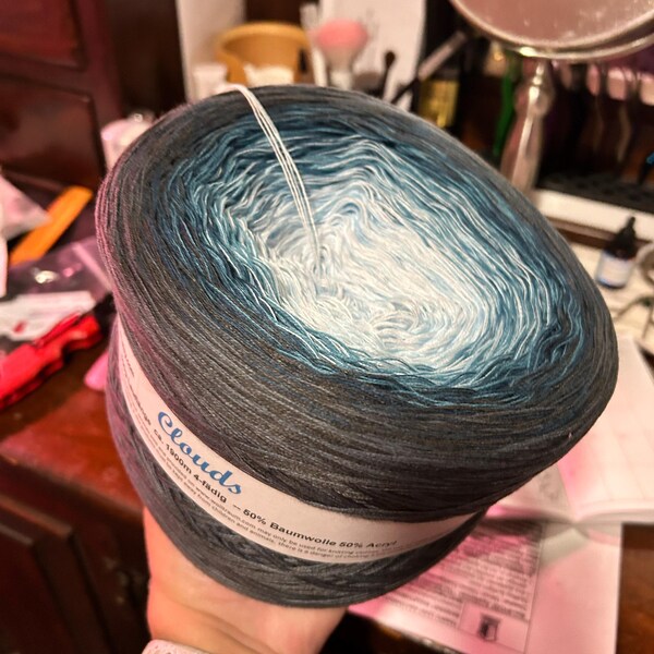 Born in the USA - Red White and Blue Yarn - Flag Yarn - Wolltraum Yarn ...