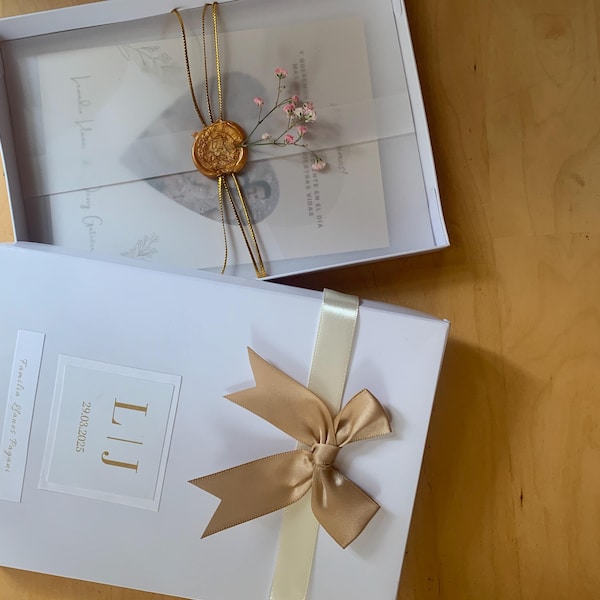 Pack of 5 Small Cracker Gift Boxes, Christmas Crackers, Chocolates ...