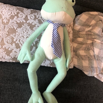 Stuffed Frog PDF Sewing Pattern & Tutorial Stuffed Animals Plush Toys ...