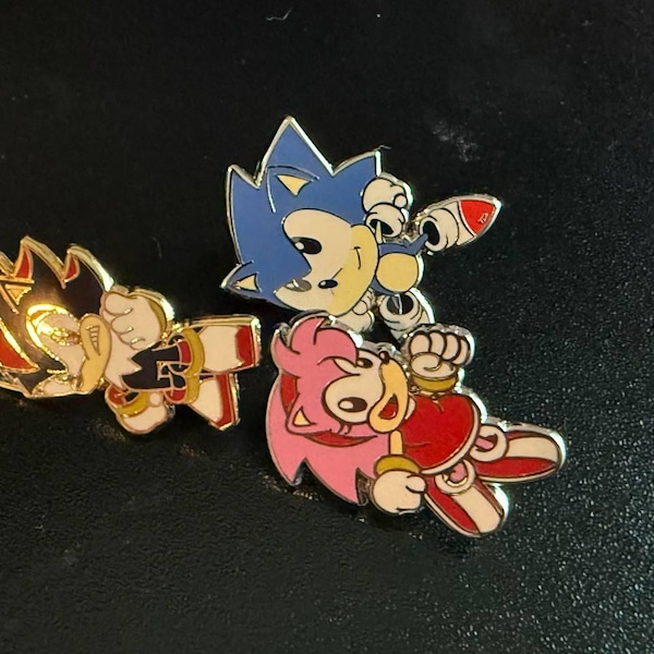 Metal Sonic Enamel Pin - Etsy