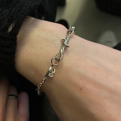 Razor Blade Silver Necklace & Pendent Emo Goth Cool Fashion Rock Tattoo ...