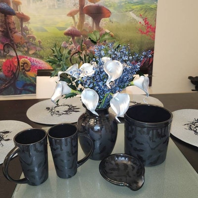 Gothic Bat Vase, Matte Black, Goth Bats Flowers, Macabre Alternative ...