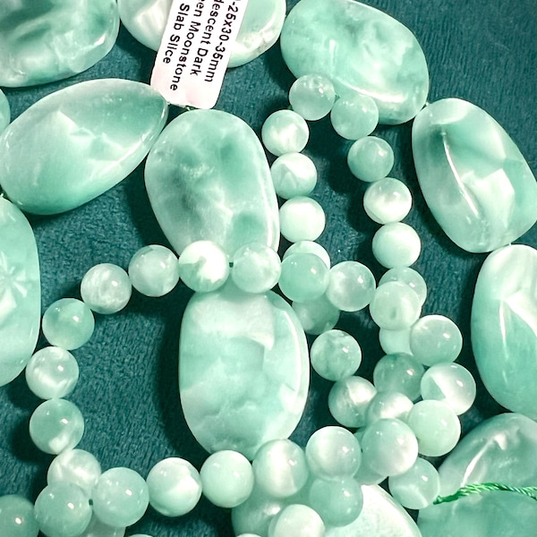 Iridescent Dark Green Moonstone Smooth Round Beads 4mm 6mm 8mm 10mm 15. ...