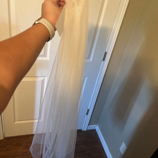 Sheer Simple Fingertip Wedding Veil Minimal Veil Plain Edge Veil Fast ...