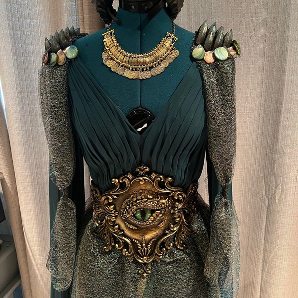 Gold 'oculus Draconis' Filigree Belt Ornate Baroque Dragon Eye Metallic ...