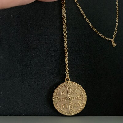 Medallion necklace Greek medallion necklace Medal necklace - Etsy España