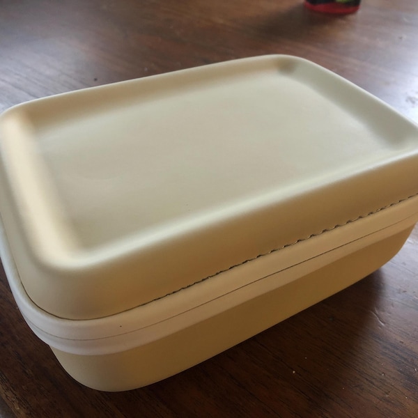 Cubbi Glass Stash Box - Smell Proof Airtight Jars - Funky Glass Stoner ...