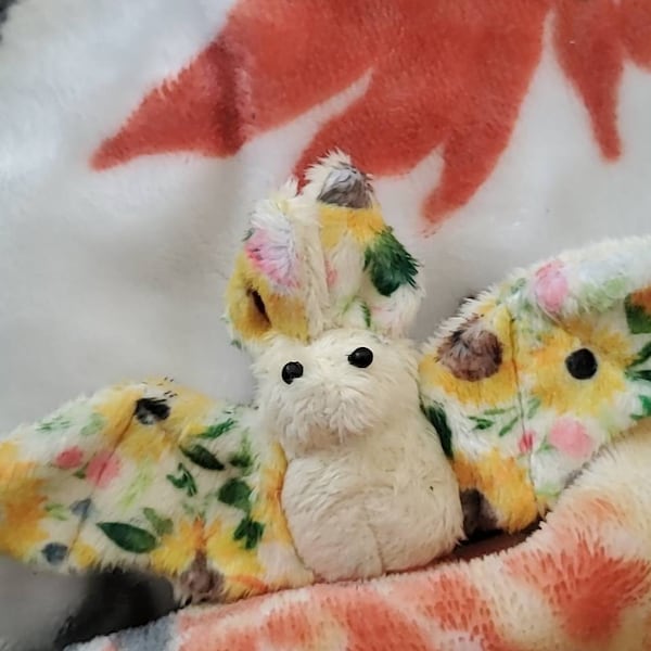 Light Yellow Sunflower Bat Plush - Etsy