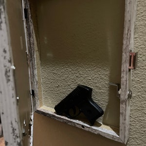 White 11 X 14 Gun Case/picture Frame - Etsy