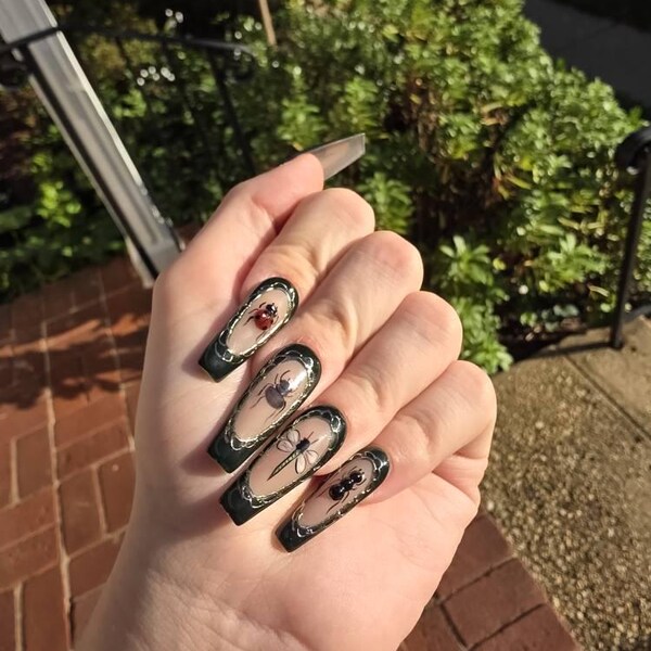 Custom Amazing 3d Mysterious Back Snake Long Stiletto Press on Nails ...