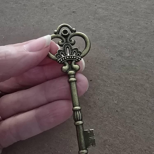Antique Bronze Crown Key Pendant, Alloy Jewelry Making Supply (82x32mm ...