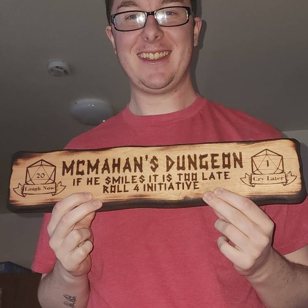 Dungeons and Dragons Gift Tavern Sign - Personalized Dnd Dungeon - Roll ...