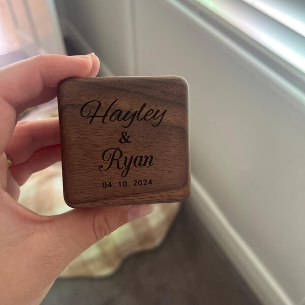 Oval Wood USB Flash Drive & Wooden USB Box Set - Custom Engraved USB ...