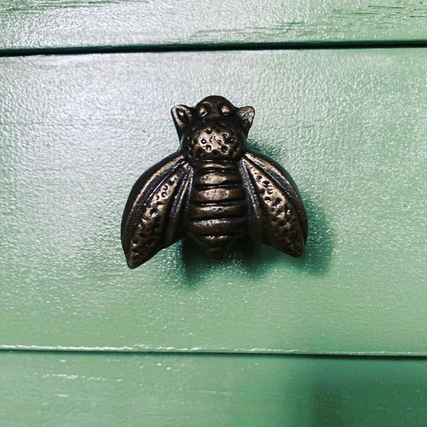 Cast Iron Honey Bee Bumble Bee Cabinet / Furniture / Drawer Knobs With ...