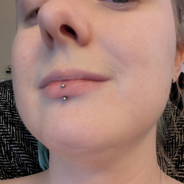 Half DARK PURPLE / SILVER 4G, 5G, 6G, 7G, 8G, 10G, or 12G Anodized Astm ...