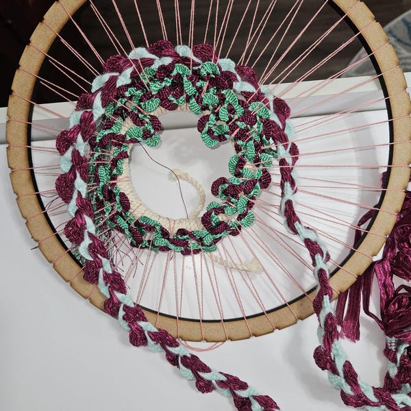 Circular Loom With Inner Hoop - Etsy