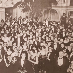 Santa Claus is Comin' to Town Sombertown Illegal Toy - Etsy