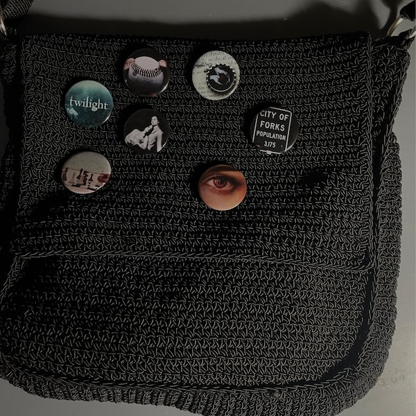 Coraline Button Pins, Coraline Themed Birthday Party, Coraline Party ...