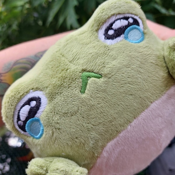 Cute and Creepy Eyes Machine Embroidery File Design for Plush 7 Sizes ...